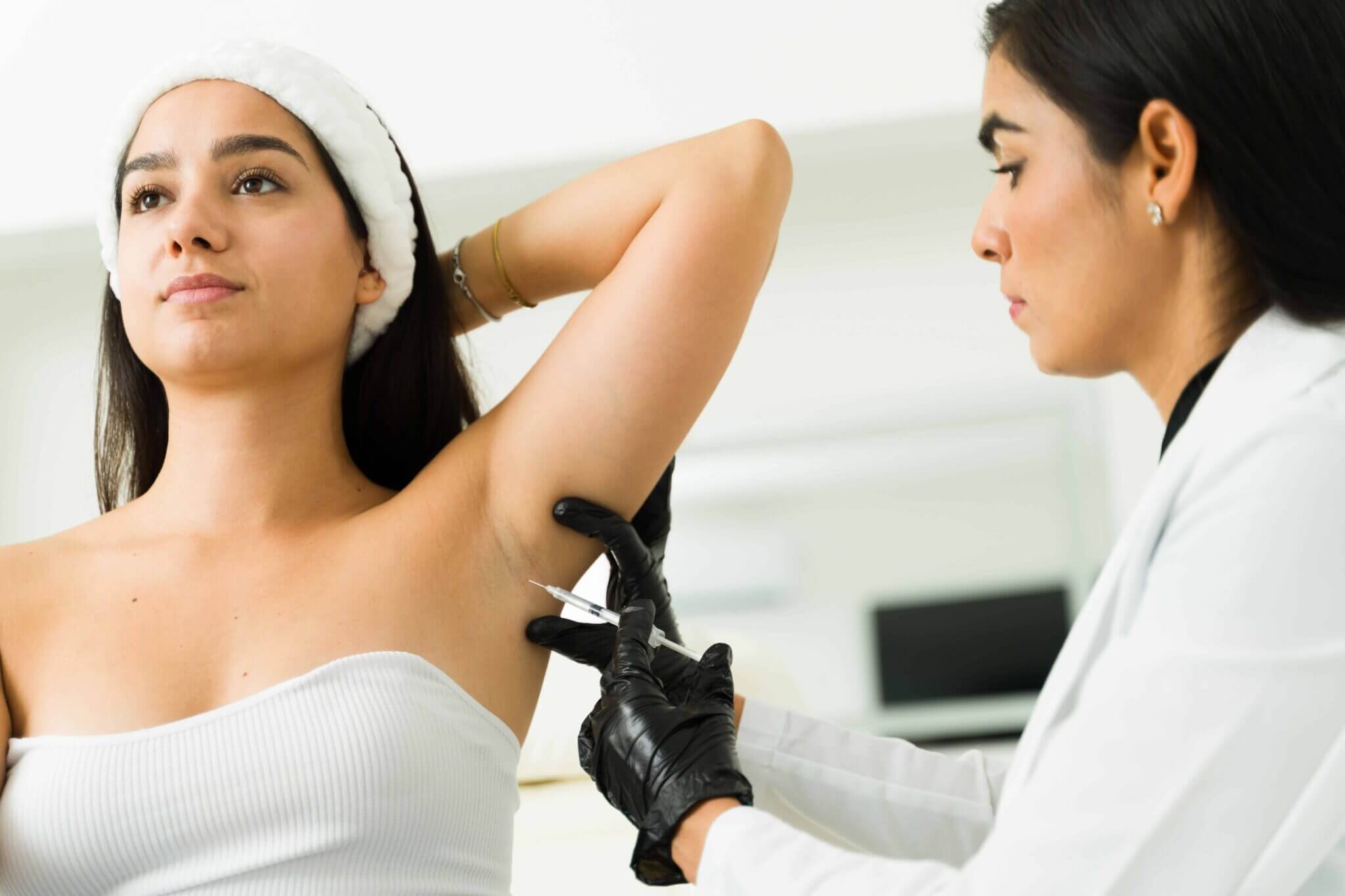 Hyperhidrosis: Types, Causes, Symptoms And Treatment